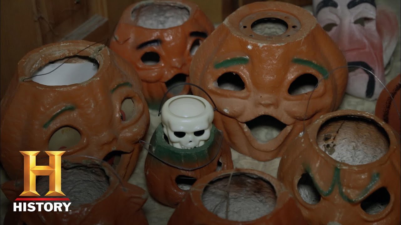 American Pickers: MASSIVE & SPOOKY HALLOWEEN COLLECTION (Season 17 ...