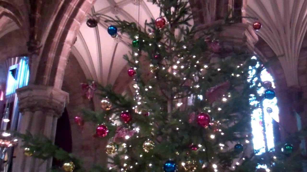 Christmas Day Tree St Giles' Cathedral Edinburgh Scotland - YouTube