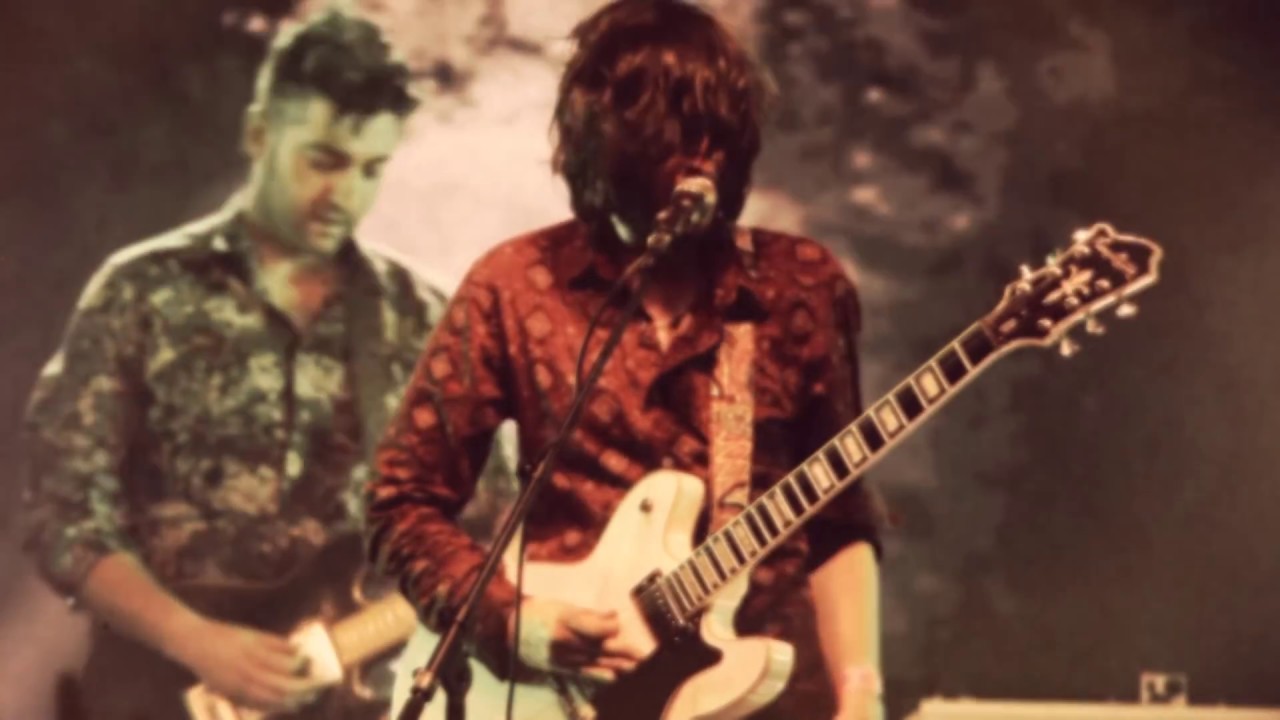 Rufus T. Firefly | Río Wolf (Live) - YouTube