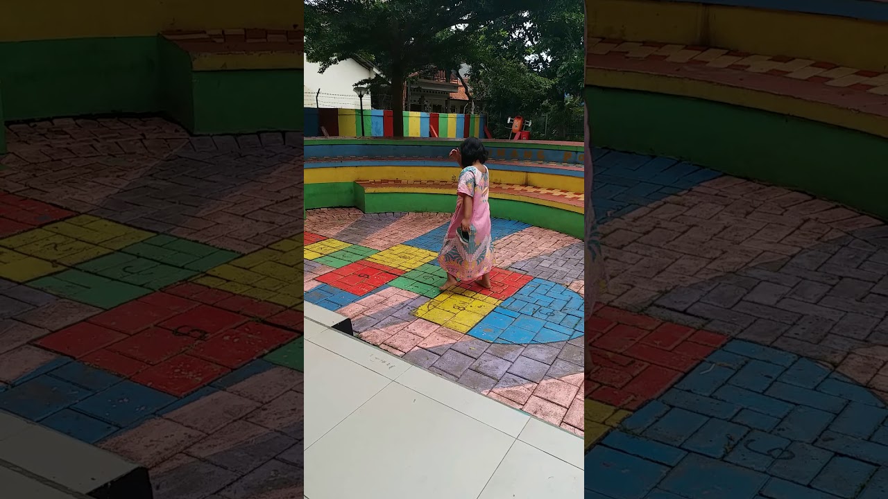 Permainan Dampu Bulan atau taplak gunung - YouTube