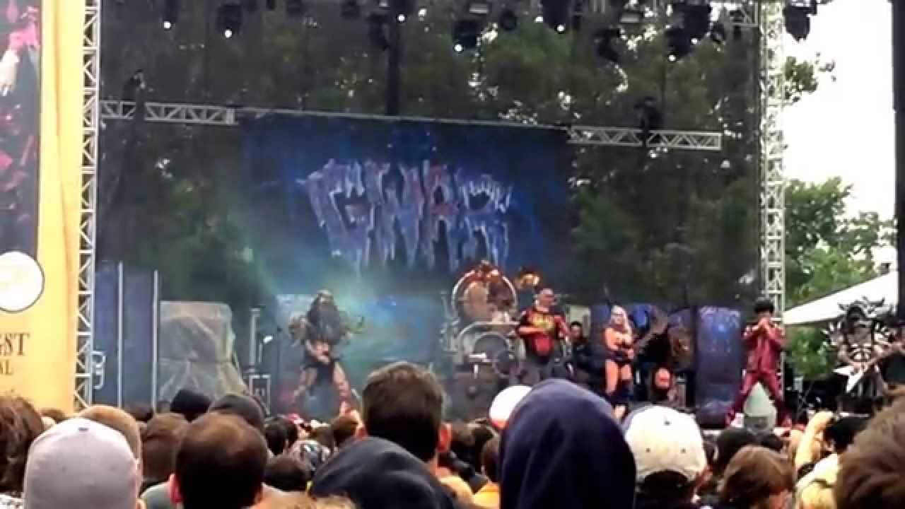 Gwar Live at riot fest: Chicago 09/12/14,Slaughterama - YouTube