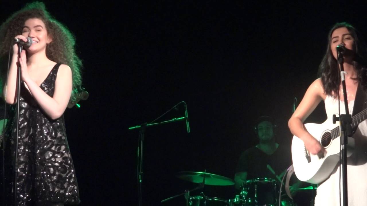 Anavitória - Cor de Marte (São Paulo - 10/09/16) - YouTube