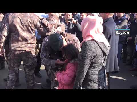 Özel harekat polisleri dualarla Afrin'e uğurlandı