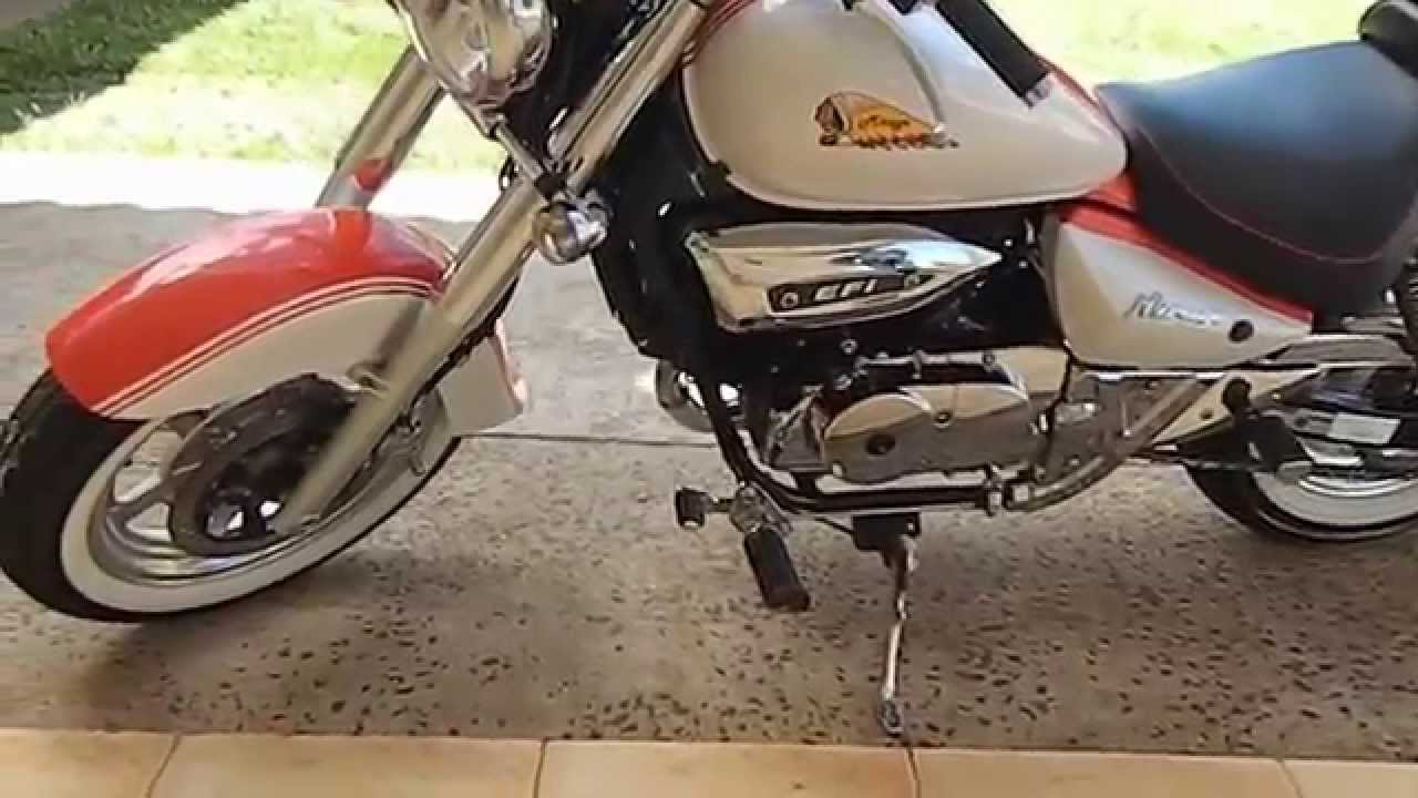 Mirage 250 ano 2011 custom - YouTube