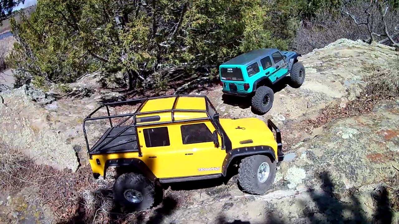 Axial Scx10 III & Trx4 Defender out for a crawl. - YouTube