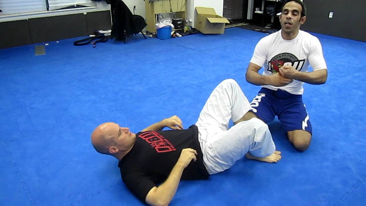 jiu-jitsu epic guard break - YouTube