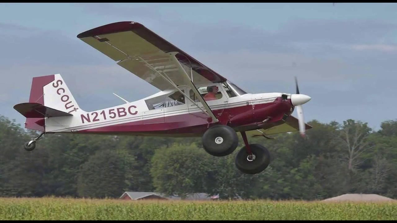 Leigh Smith (American Champion Scout) - Fly/In Cruise/In - YouTube