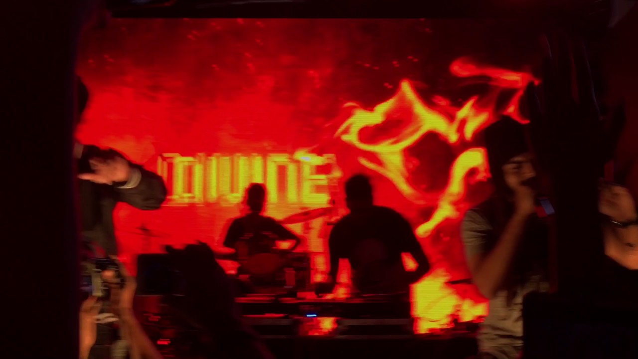 Divine ft Gully Gang- Jungli Sher 2017 - YouTube