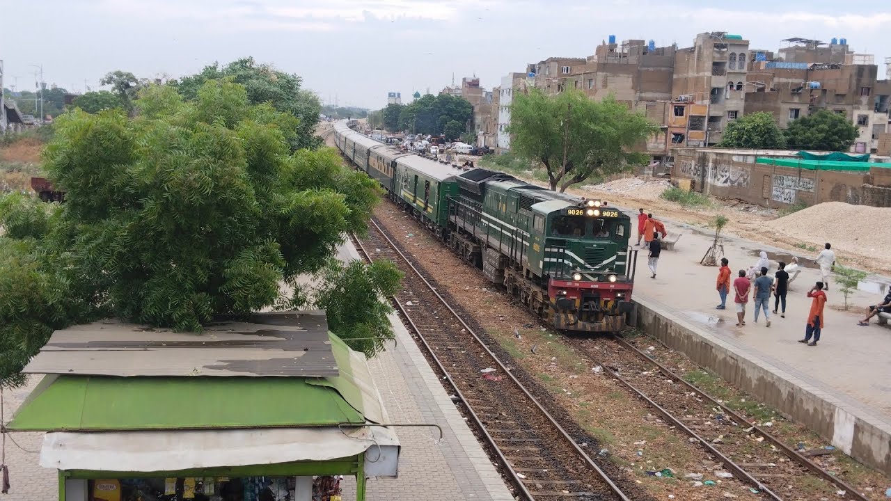 6Dn Green Line Express | GEU-40 9026 | 3h 30m Delay | Arrival ...