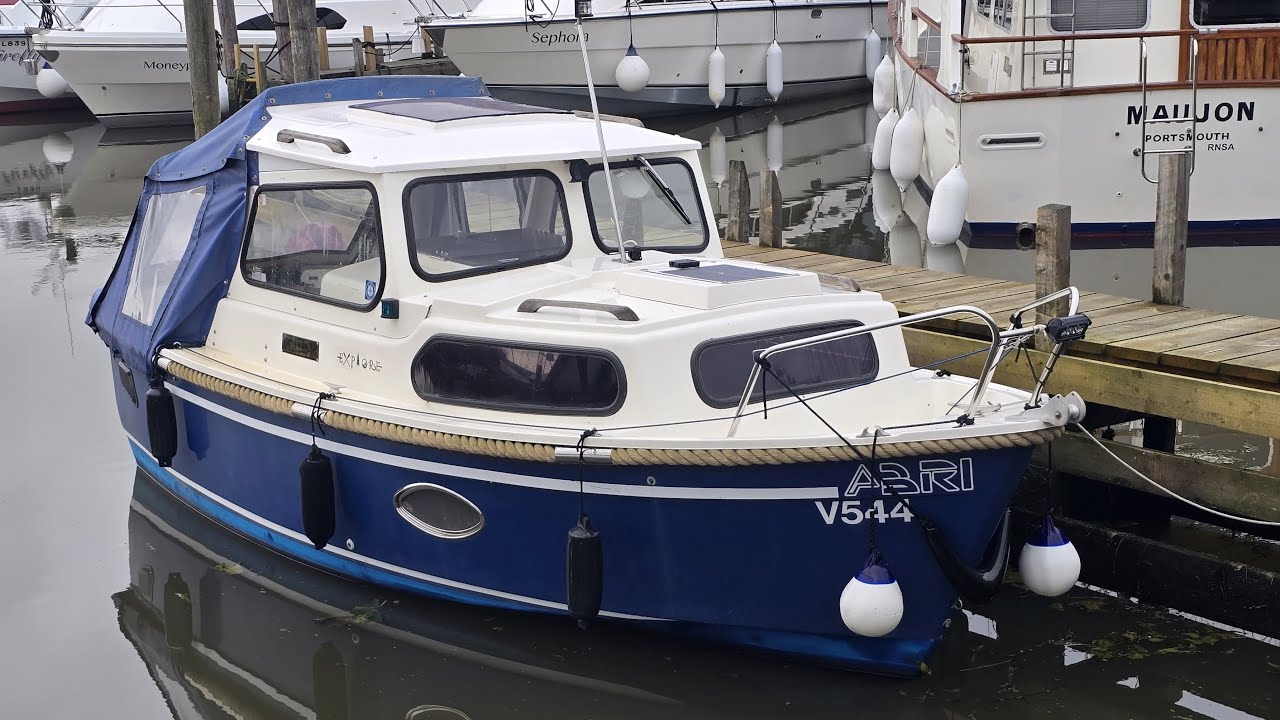 Hardy 17 (1982) for sale at Norfolk Yacht Agency - YouTube