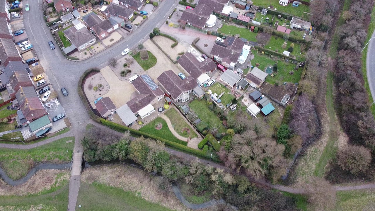 A Walk Through Werrington (Peterborough) - YouTube