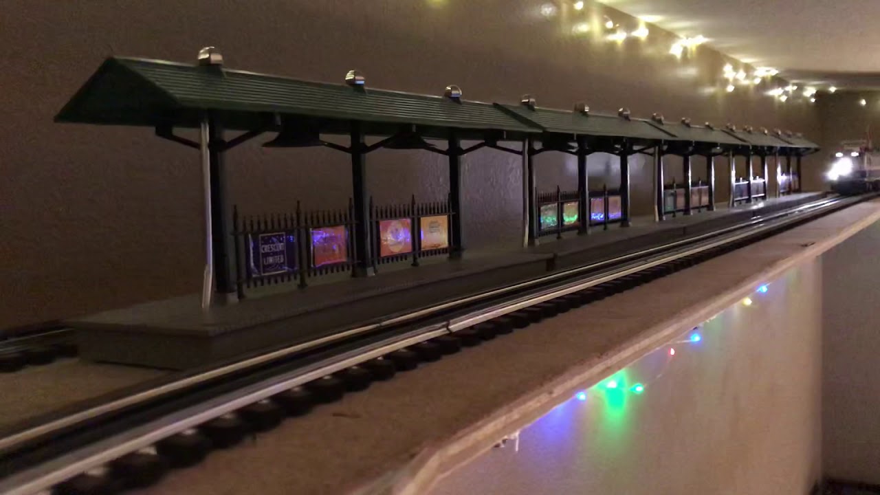 MTH Amtrak AEM-7 - YouTube