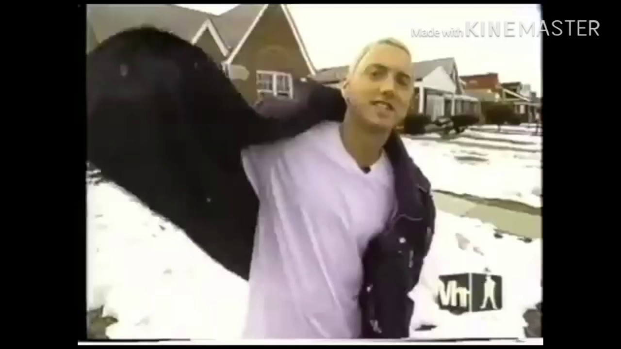 eminem gets scared for his life at an interview *VERY SCARY* 😯 - YouTube