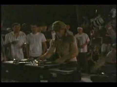 Skratch Bastid from Scribble Jam 2003 - YouTube