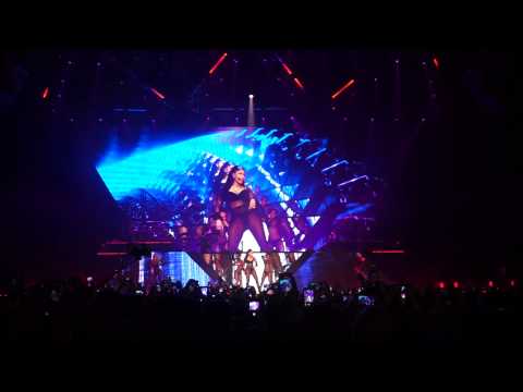 Nicki Minaj - Feeling Myself (The Pinkprint Tour Manchester HD)