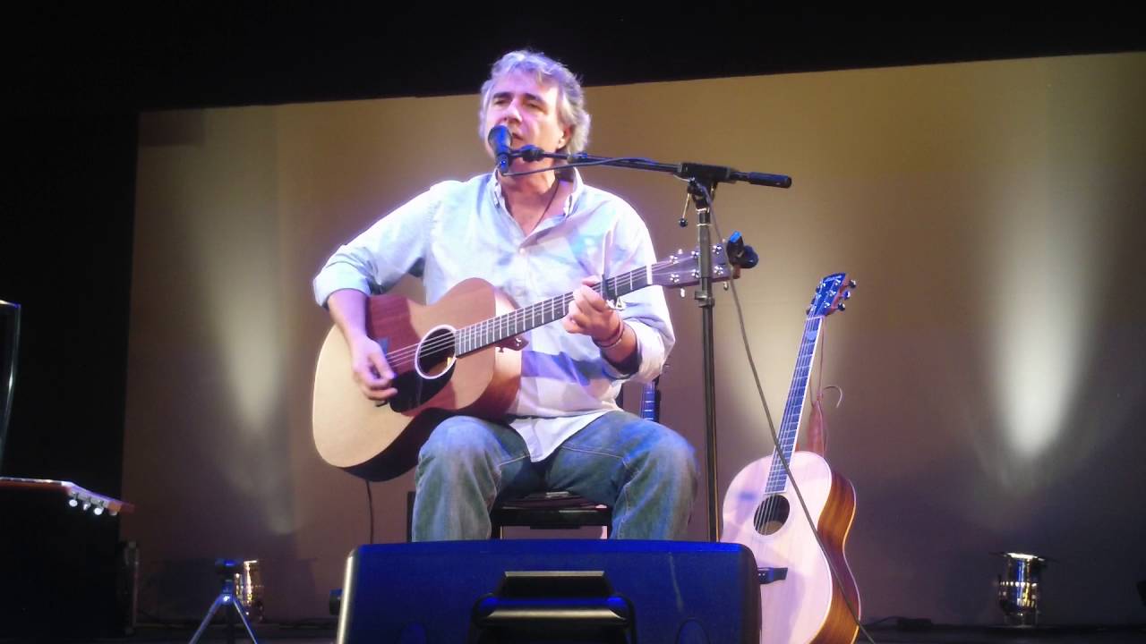 Andy Baum - Schenk mir a Geheimnis - Acoustic Version - YouTube