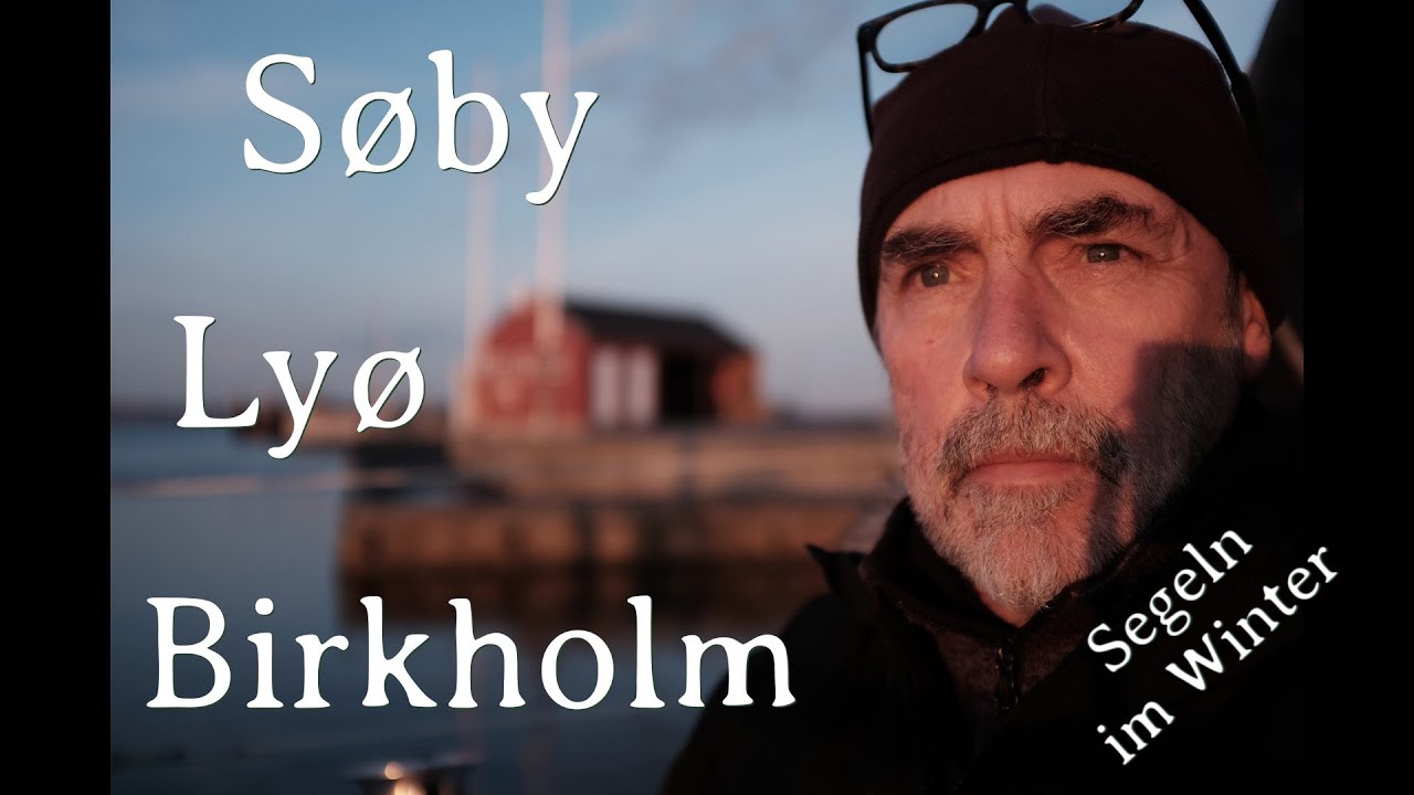 Dänemarks Häfen im Winter nach dem Sturm. Søby und Lyø. Festgefahren in ...