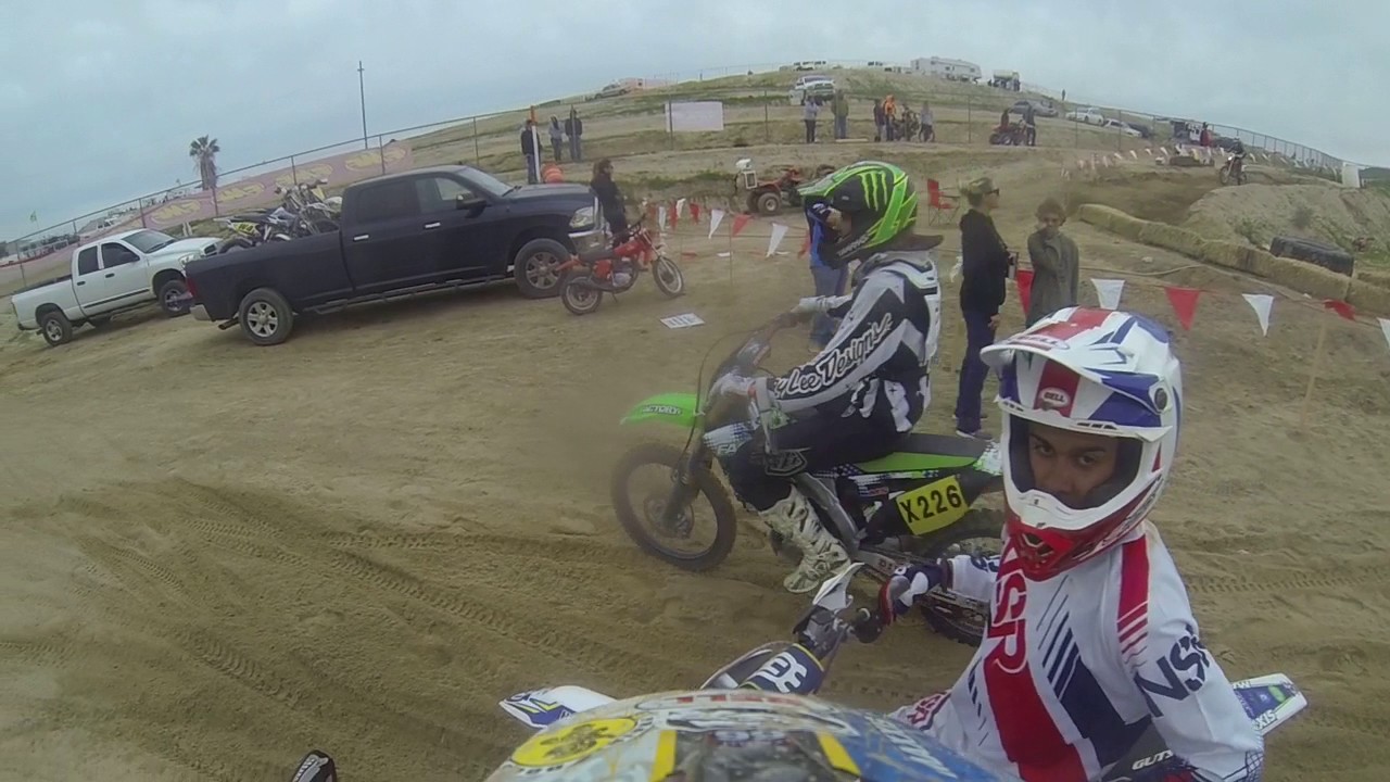 2017 Dirt Diggers GP Race 14 P.3 - YouTube