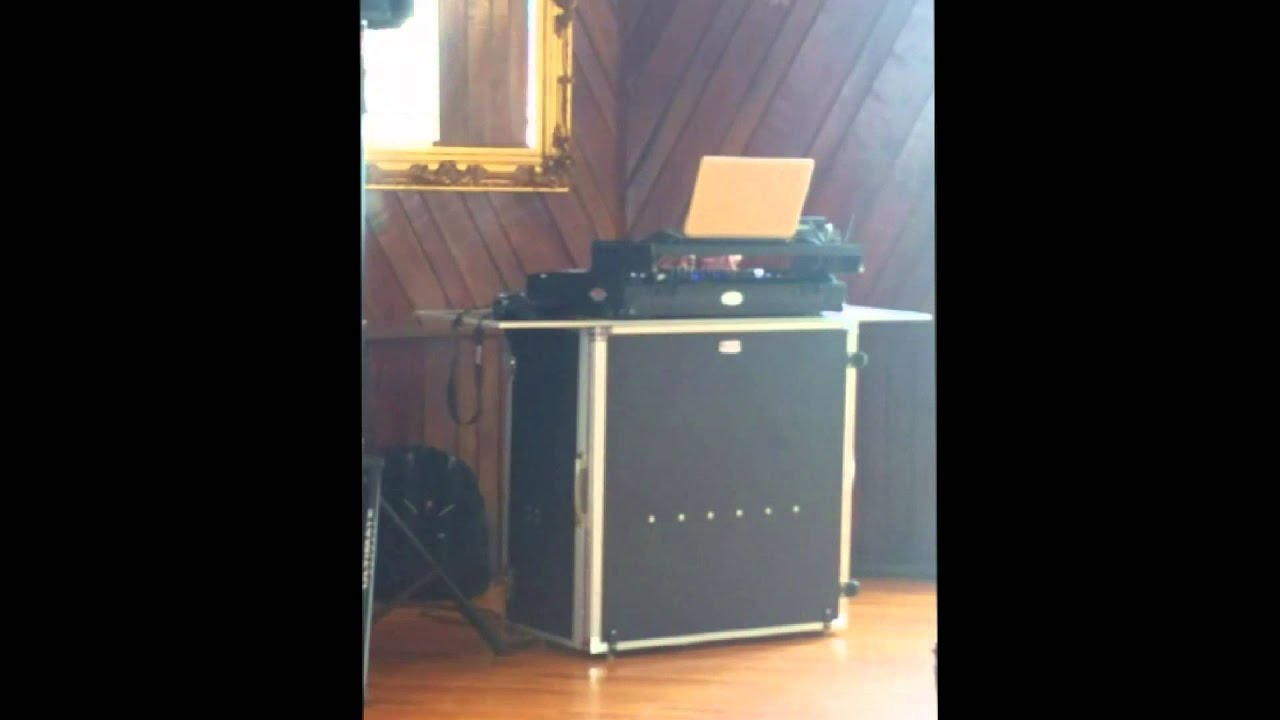 BUFF SHOW Ashley spinning Tunes!!! - YouTube