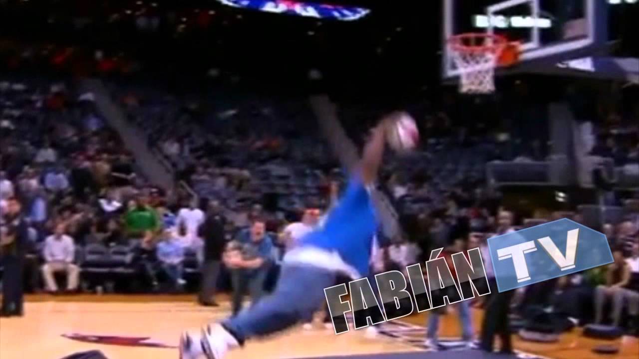 Fat guy tries to dunk! - YouTube