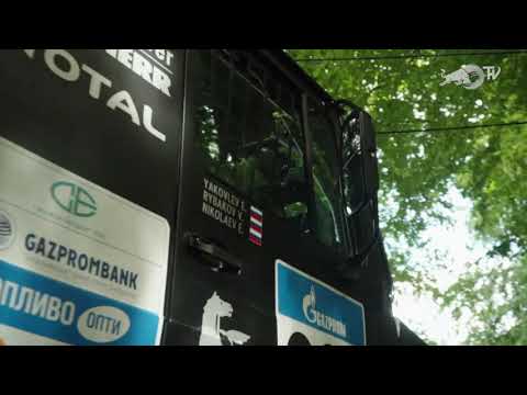 KAMaz vs lexus