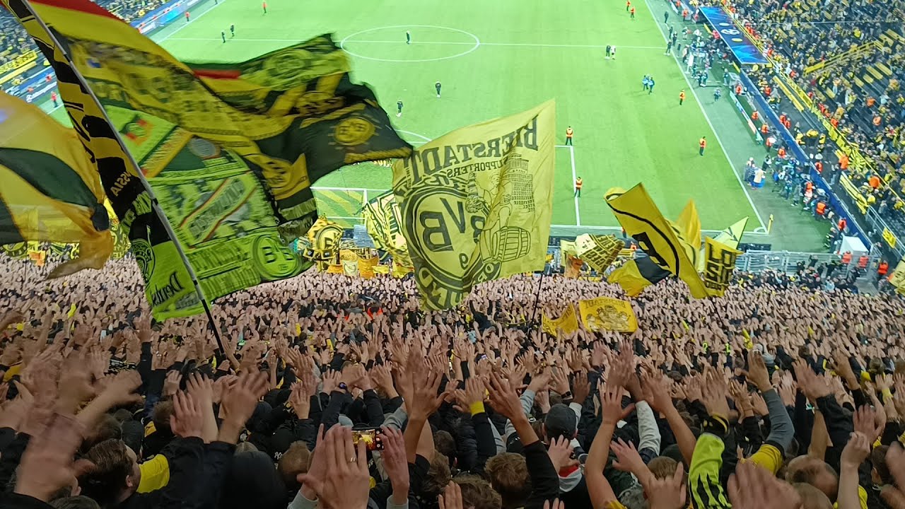 BVB - Celtic am 01.10.2024 auf der Südtribüne Dortmund (2) - YouTube
