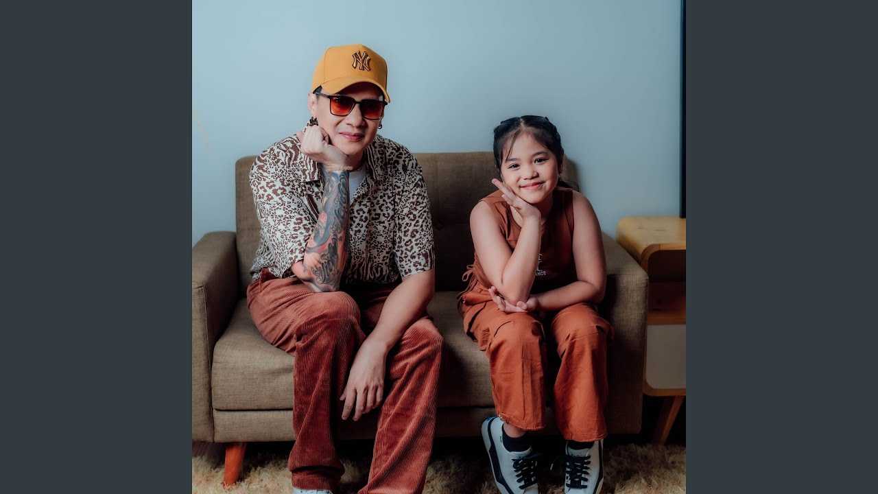 Tresna Butuh Materi (feat. Omang Verly) - YouTube