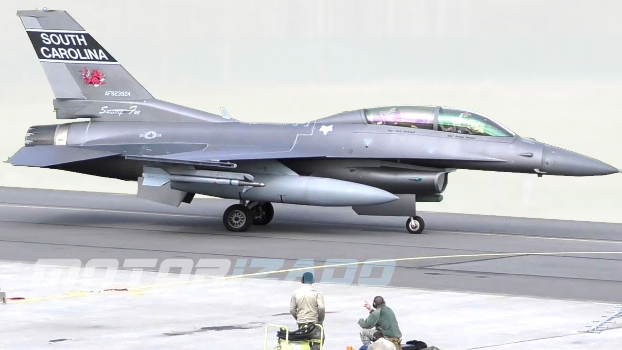 Lockheed Martin F-16D Fighting Falcon and Eurofighter Typhoon FGR4 ...
