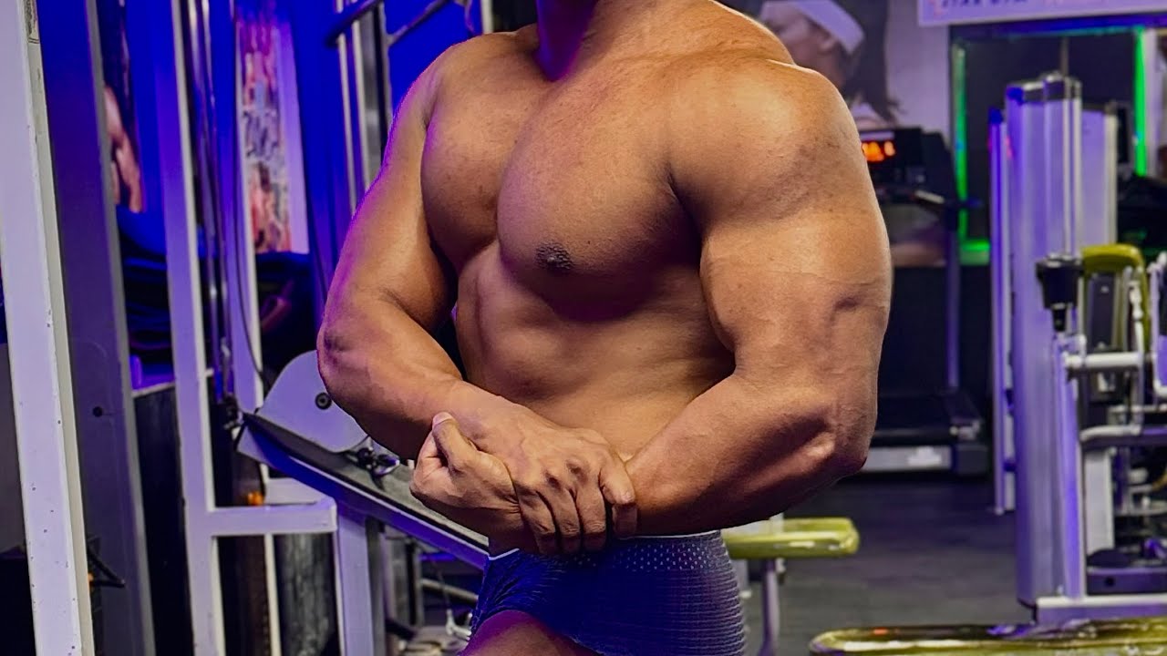 Today chest and biceps, after workout posing practice ️ - YouTube