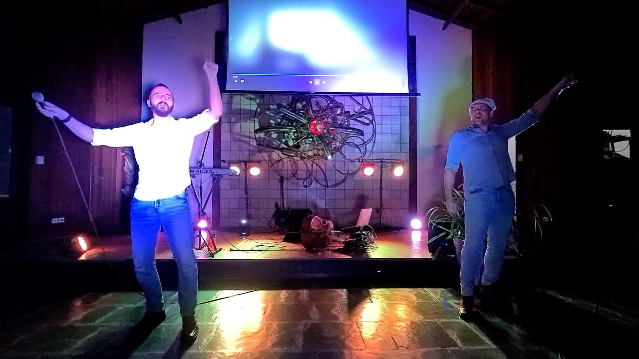 Viva la Vida - CELLOOP Tour 2023 - Christian Grosselfinger ft. Rennan ...