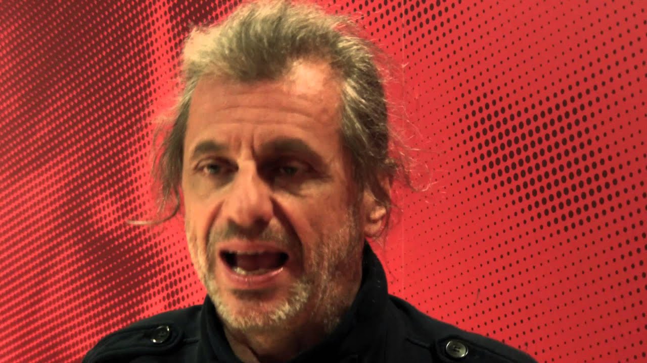 ALESSANDRO BERGONZONI, sulla comicità - YouTube