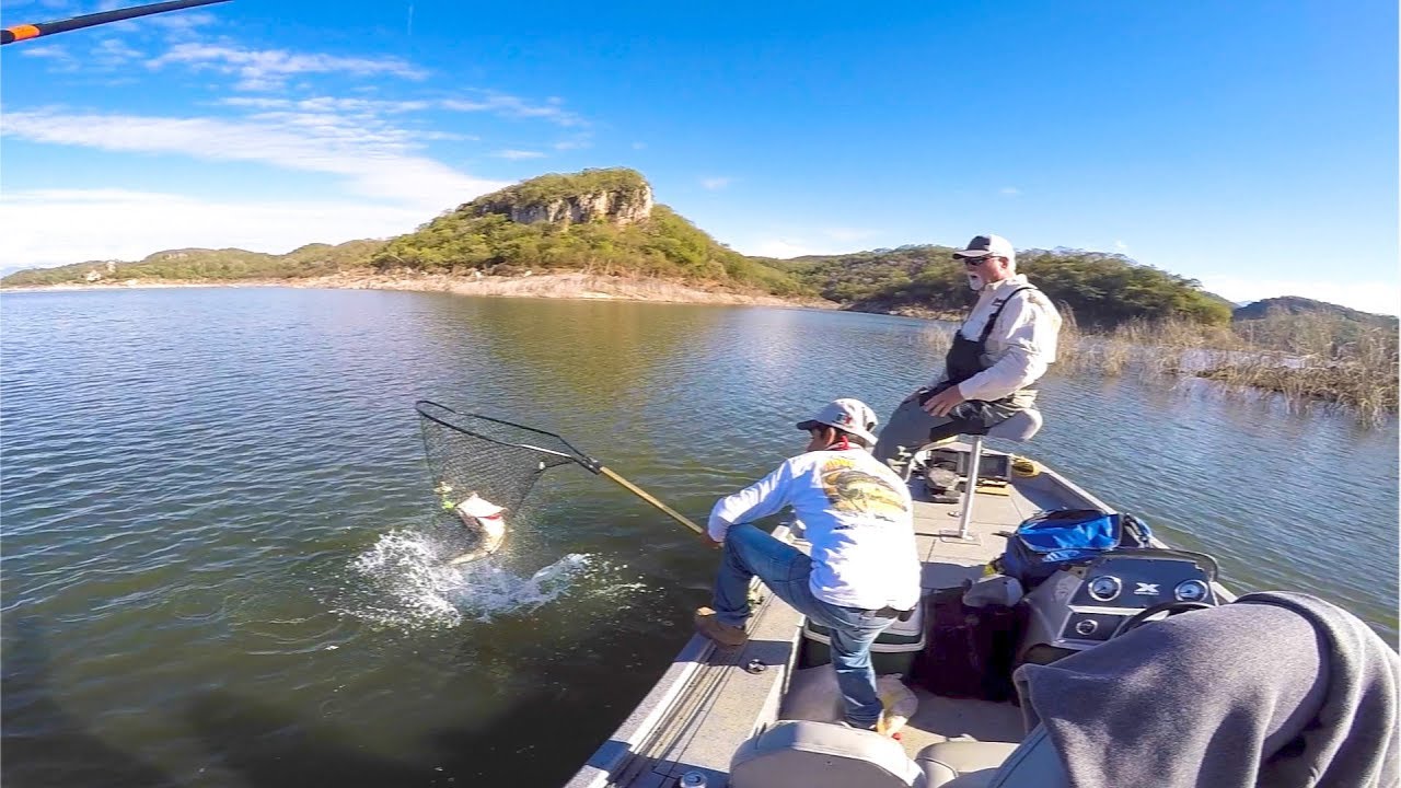 IT'S A 10 POUNDER!!!! - YouTube