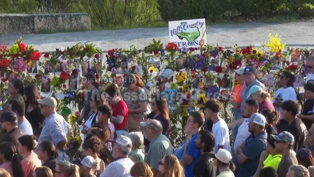 Kerr County holds vigil honoring the victims and the many missing from ...