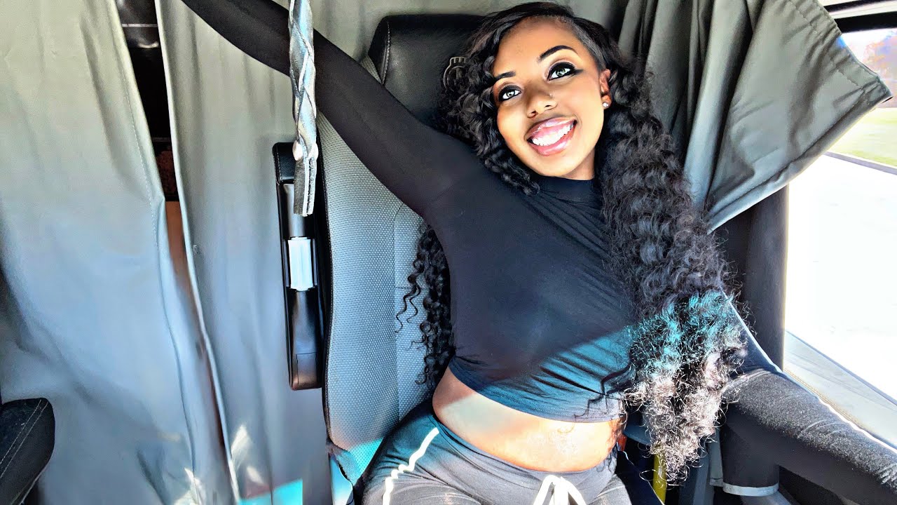 Female truck driver day in the life| how to back up a trailer ...