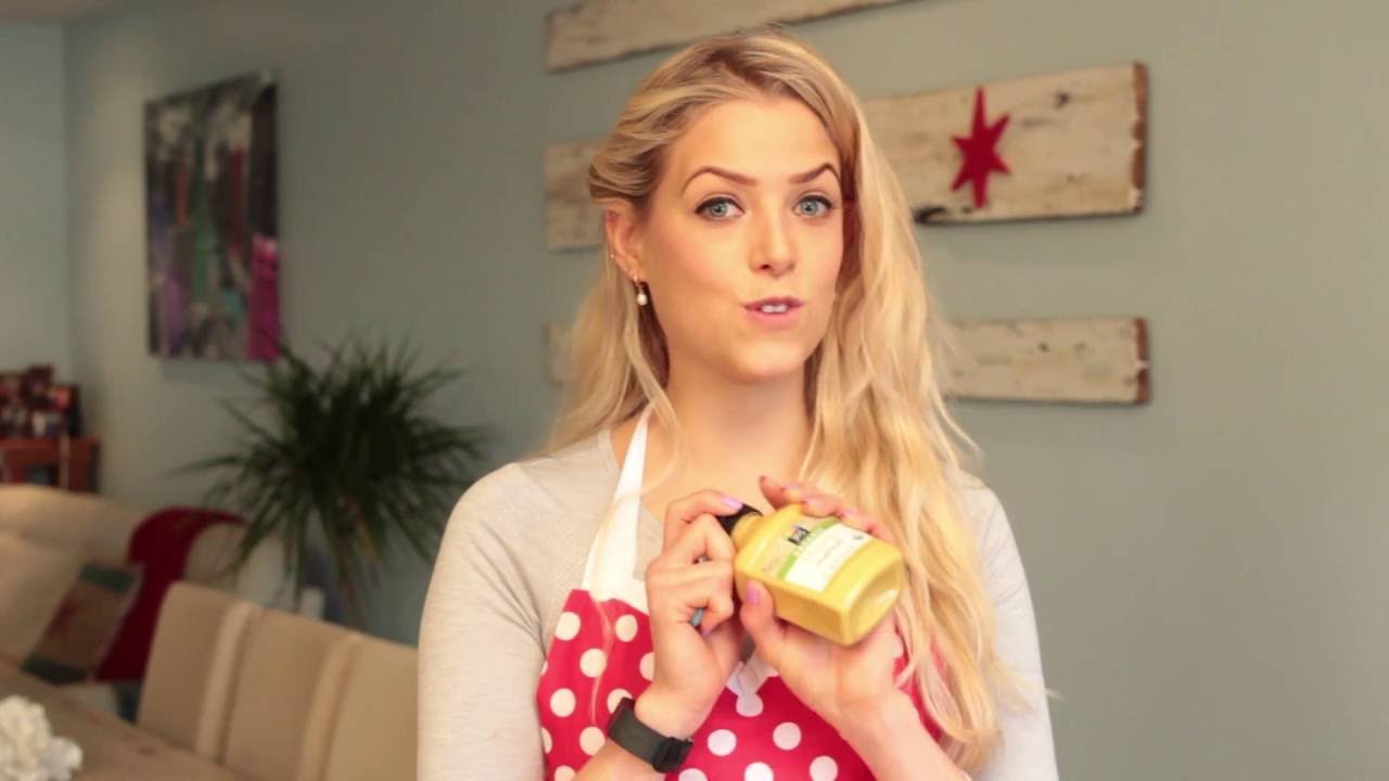 Cate's Kitchen Fit: Mason Jar Salads - YouTube