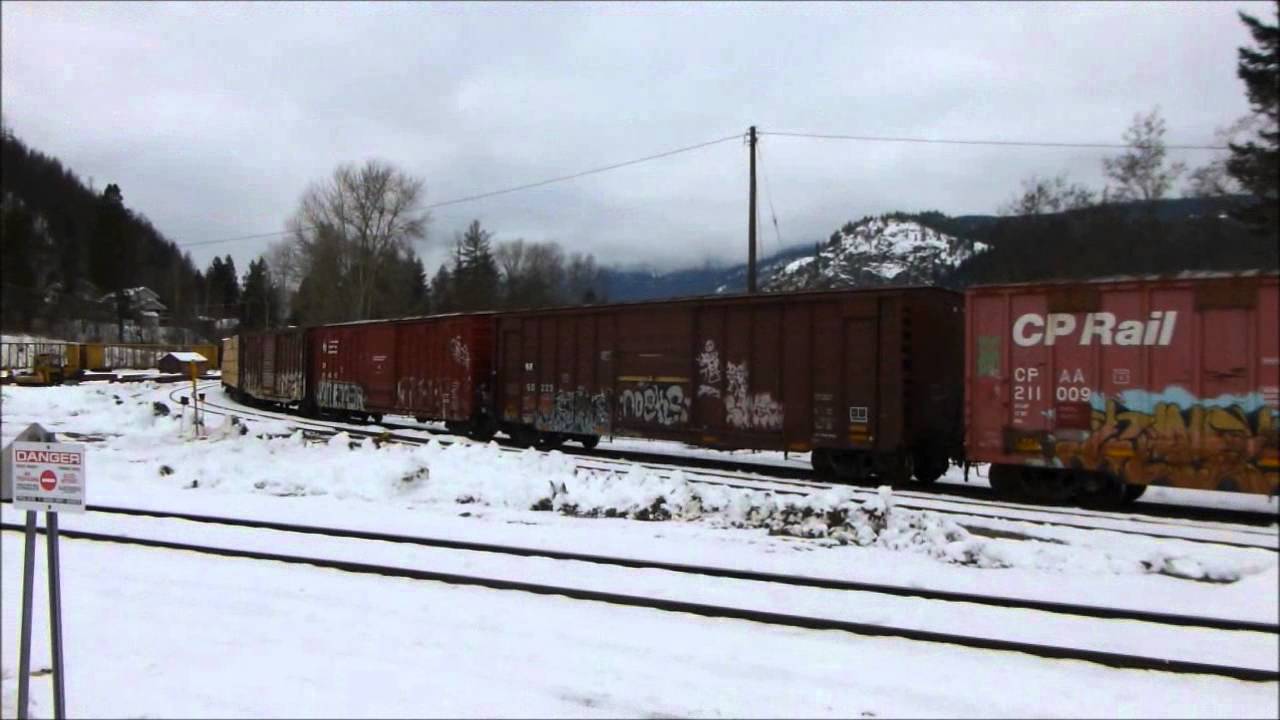 CPR Caboose Leaving Castlegar BC - YouTube