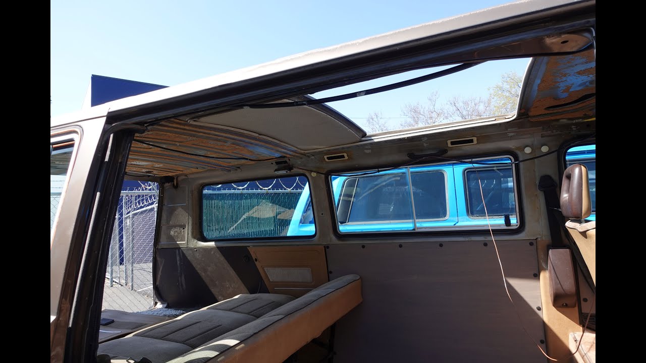 Inside View of Top Bed in Country Homes Camper - VW Vanagon Mod - YouTube