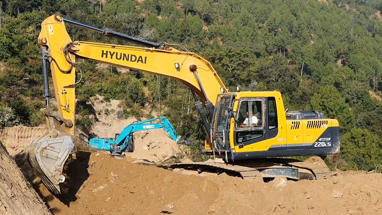 Hyundai 220 Excavator-Kobelco 220 Excavator Cutting Hill- Hilly Road ...