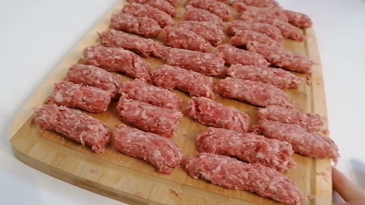 cevapi u lepinji. recept za cevape i lepinje. jednostavno i brzo. cevapi iz boce - YouTube