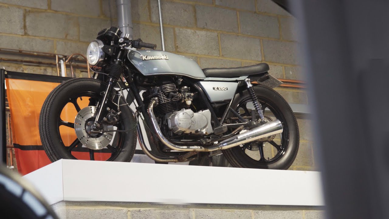 The FIRST EVER Thornton Hundred CUSTOM MOTORCYCLE - YouTube
