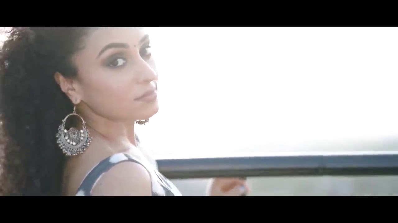 En chellakuttiye [ official video song ] - YouTube