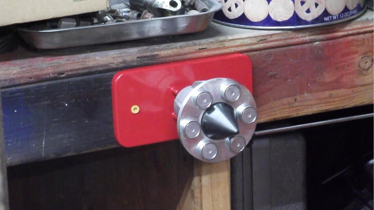 Lawn Mower Blade Balancer - YouTube