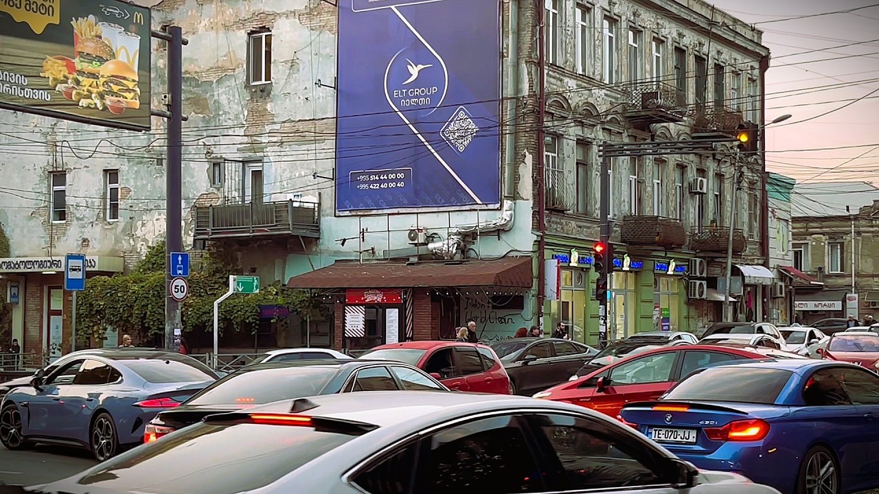 ქართული ბარდაკი გზაჯვარედინზე დეზერტირებთან / Georgian-style Mess ...