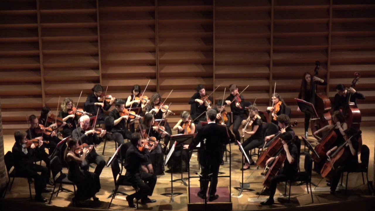 Benjamin Britten - Simple Symphony - YouTube