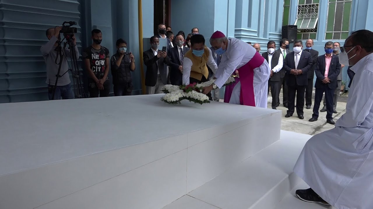 La Rakhe Kynmaw Burom Iaka Lyngkhuh Sngi Iap Ba Nyngkong Jong U (L ...