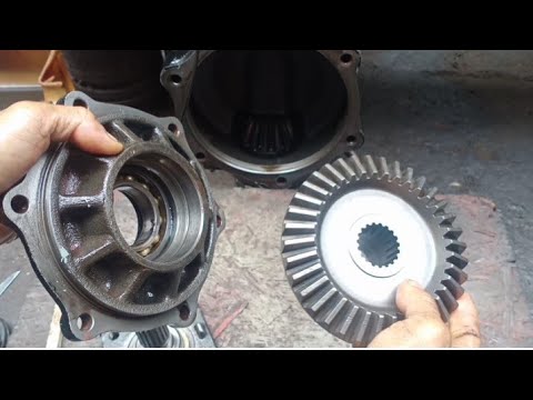 YANMAR F13D front axle oil seal replacement - YouTube