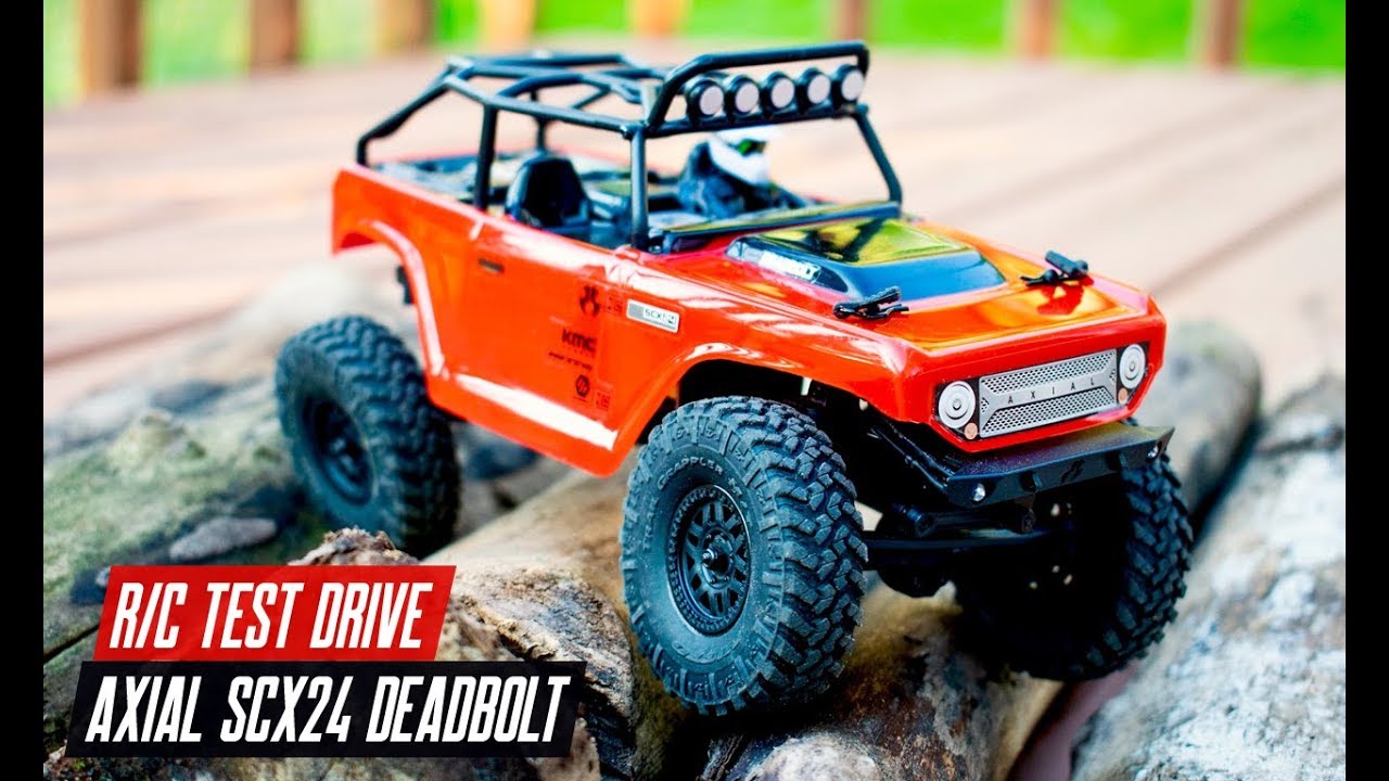 Axial SCX24 Deadbolt - Backyard Log Crawl - YouTube