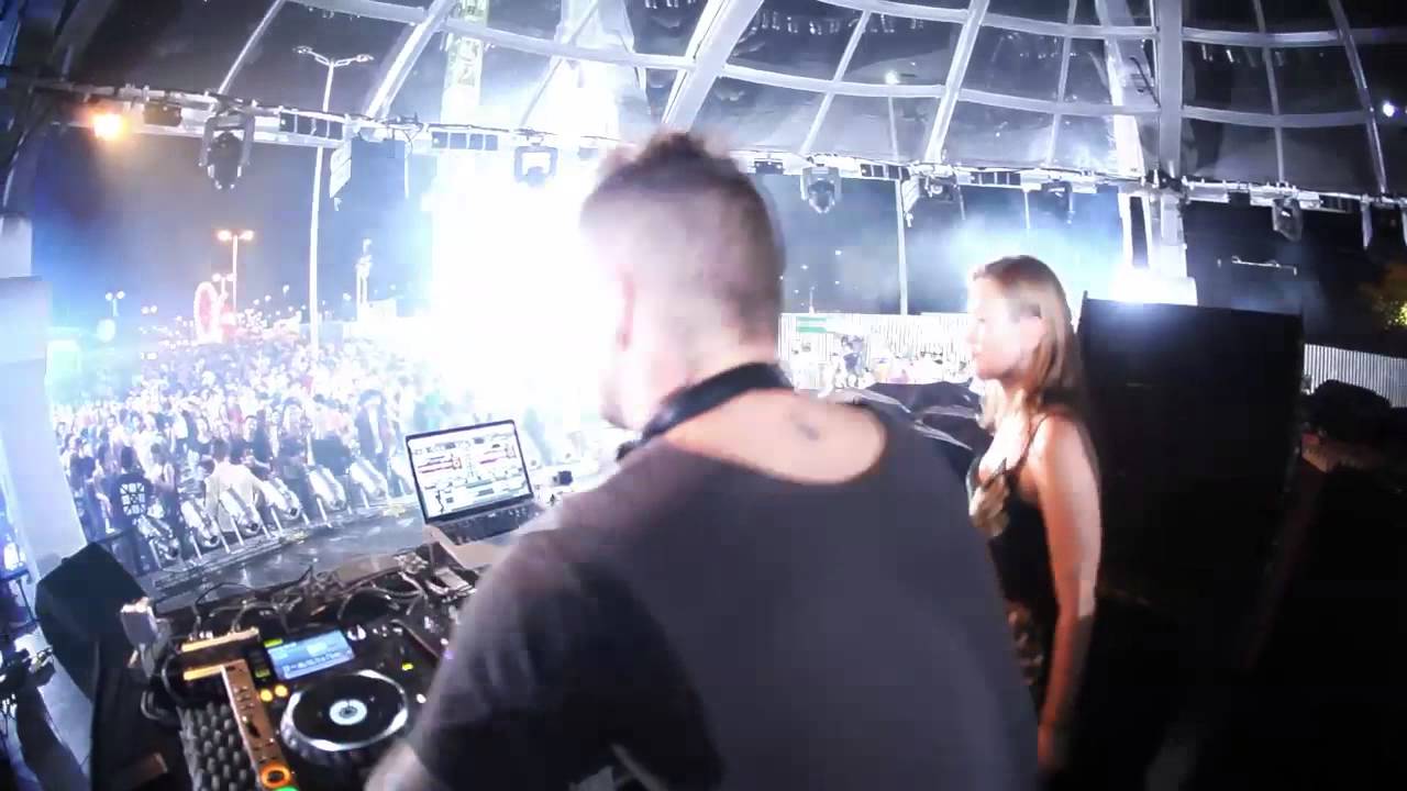Flow & Zeo • Rock in Rio 2013 - YouTube