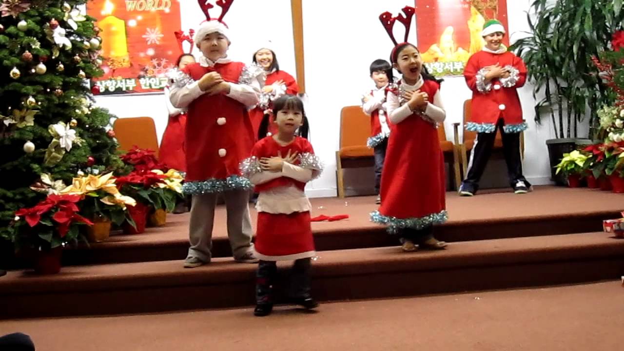 kacey & katie @ church christmas 2011 - YouTube