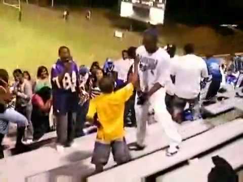 Crazy Black kid Falls! - YouTube